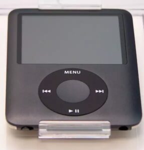 How To Use An MP3 Player In Car